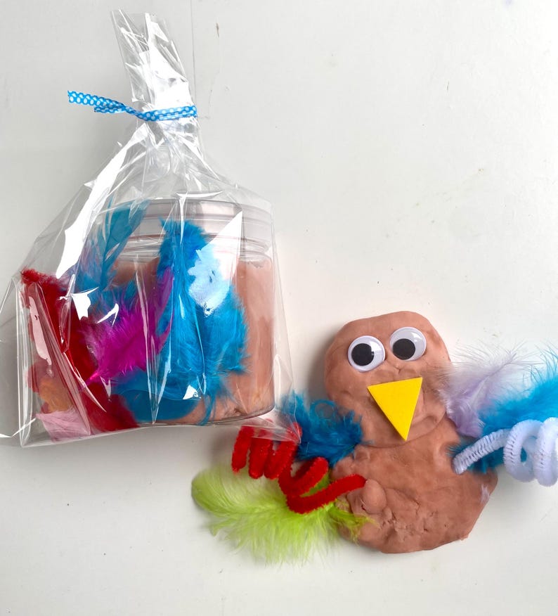 Make a Turkey Playdough Kit, Turkey Playdoh, Thanksgiving Party Favor ...