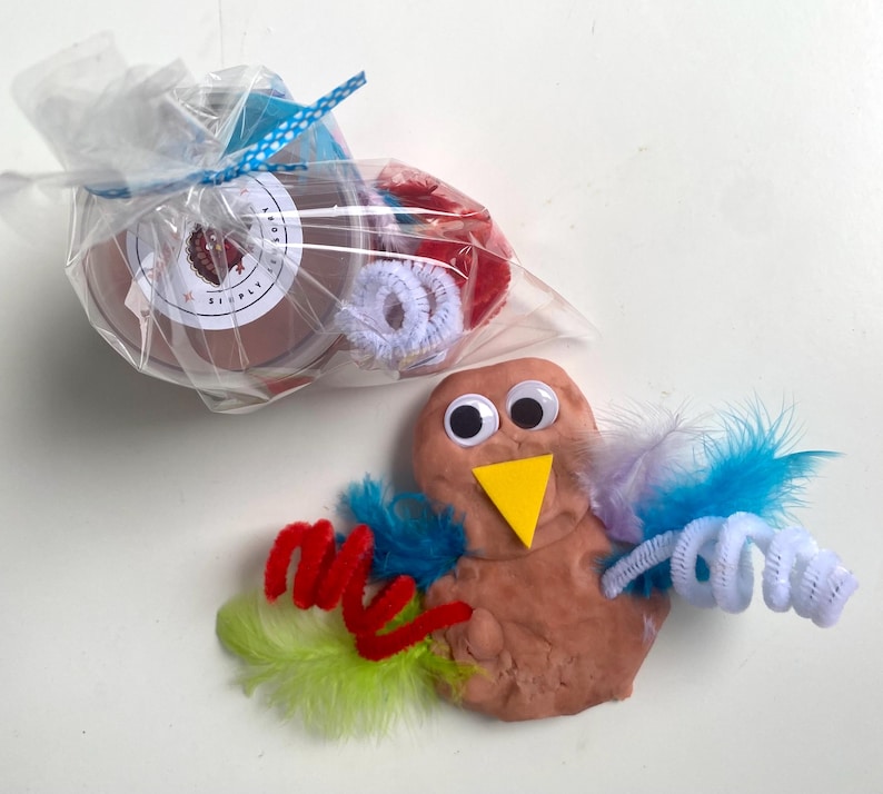 Make a Turkey Playdough Kit, Turkey Playdoh, Thanksgiving Party Favor ...