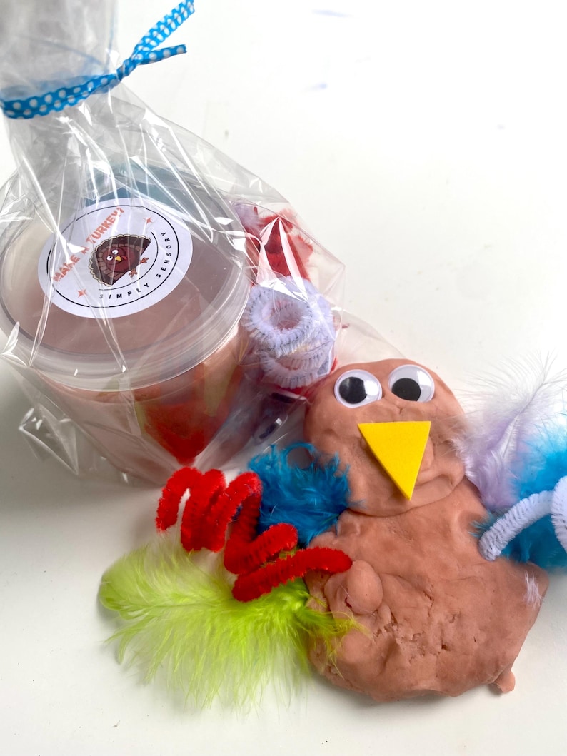 Make a Turkey Playdough Kit, Turkey Playdoh, Thanksgiving Party Favor ...