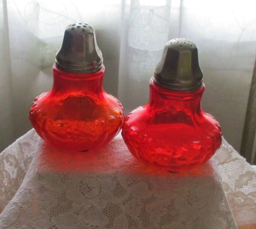 Vintage Salt and Pepper Shakers Pigeon Blood Red Red Glass - Etsy