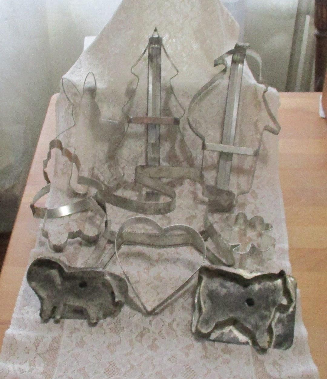 Vintage Large Cookie Cutters, 9 Total, Reindeer, Santa, Christmas Tree ...