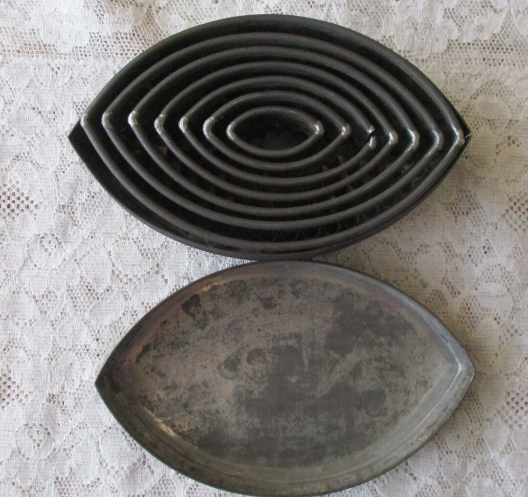 Primitive Stackable Tin Cookie Cutters, 7 Cookie Cutters, Original Tin ...