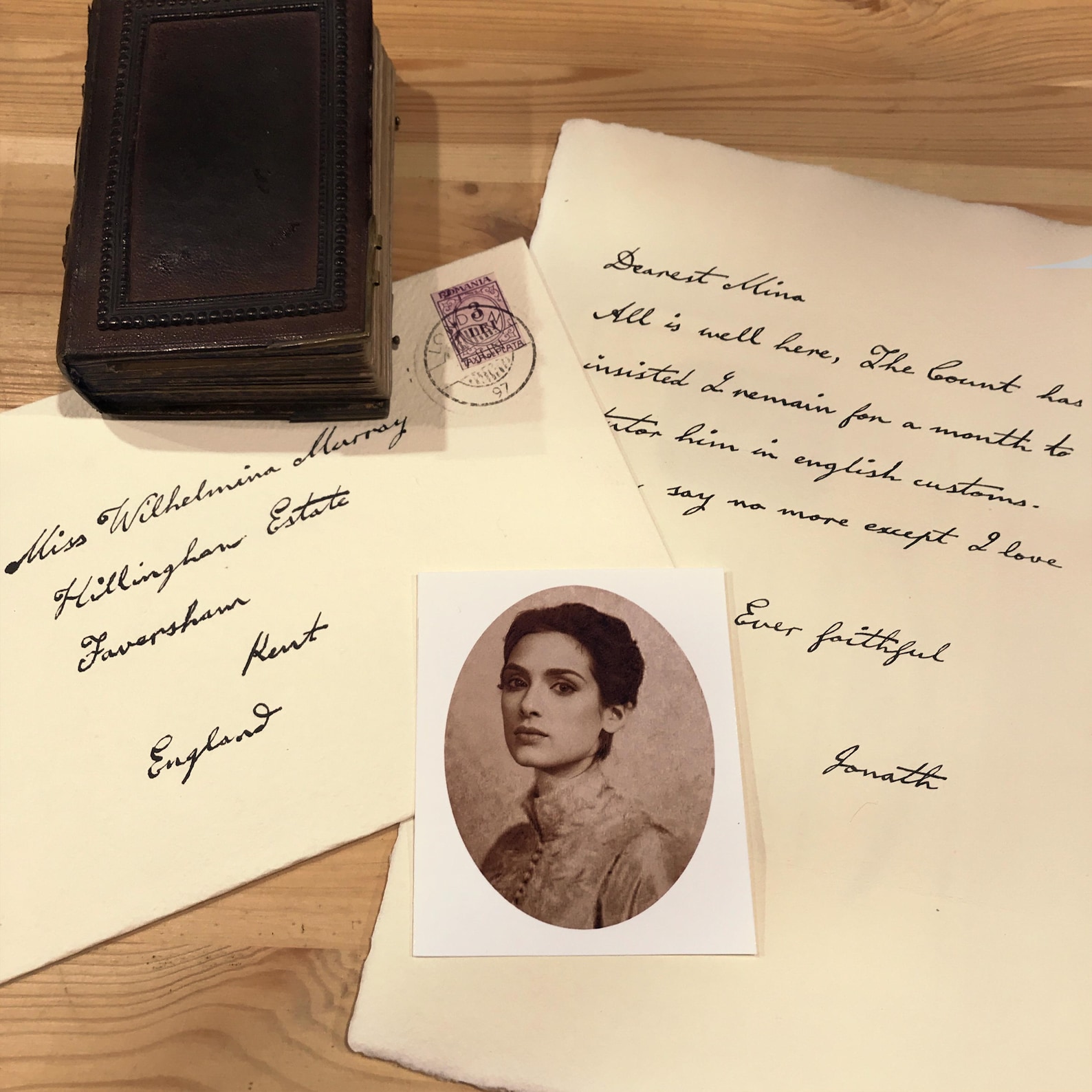 Replicas Bram Stokers Dracula Film, Letters and Documents Mina Murray ...