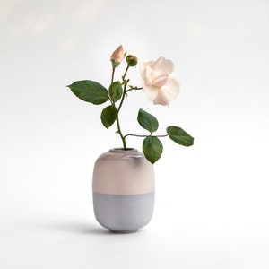 In Stock: Small Ceramic Vase Simple Minimalist Design - Etsy