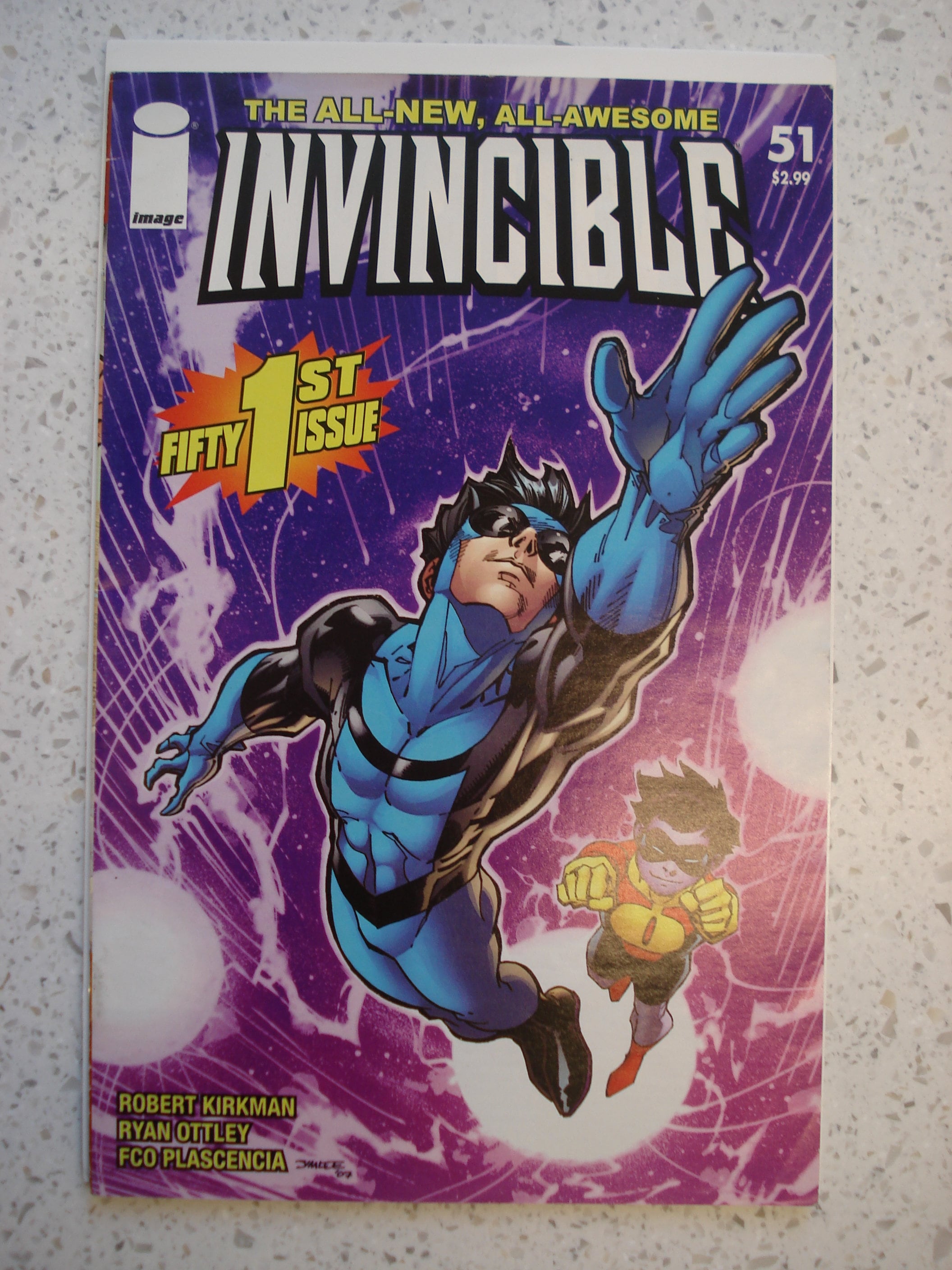 The INVINCIBLE #51 2008 (new Costume) - Robert Kirkman - Ryan Ottley ...
