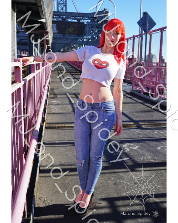 Spiderman Mary Jane Cosplay