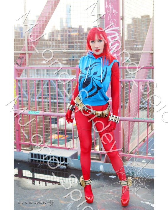 Ben Reilly Scarlet Spider Cosplay