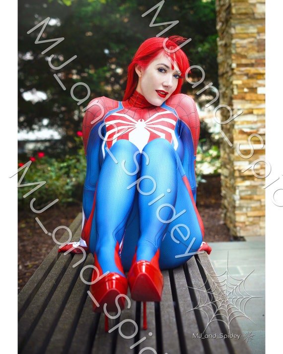 Mary Jane Watson Halloween Costume