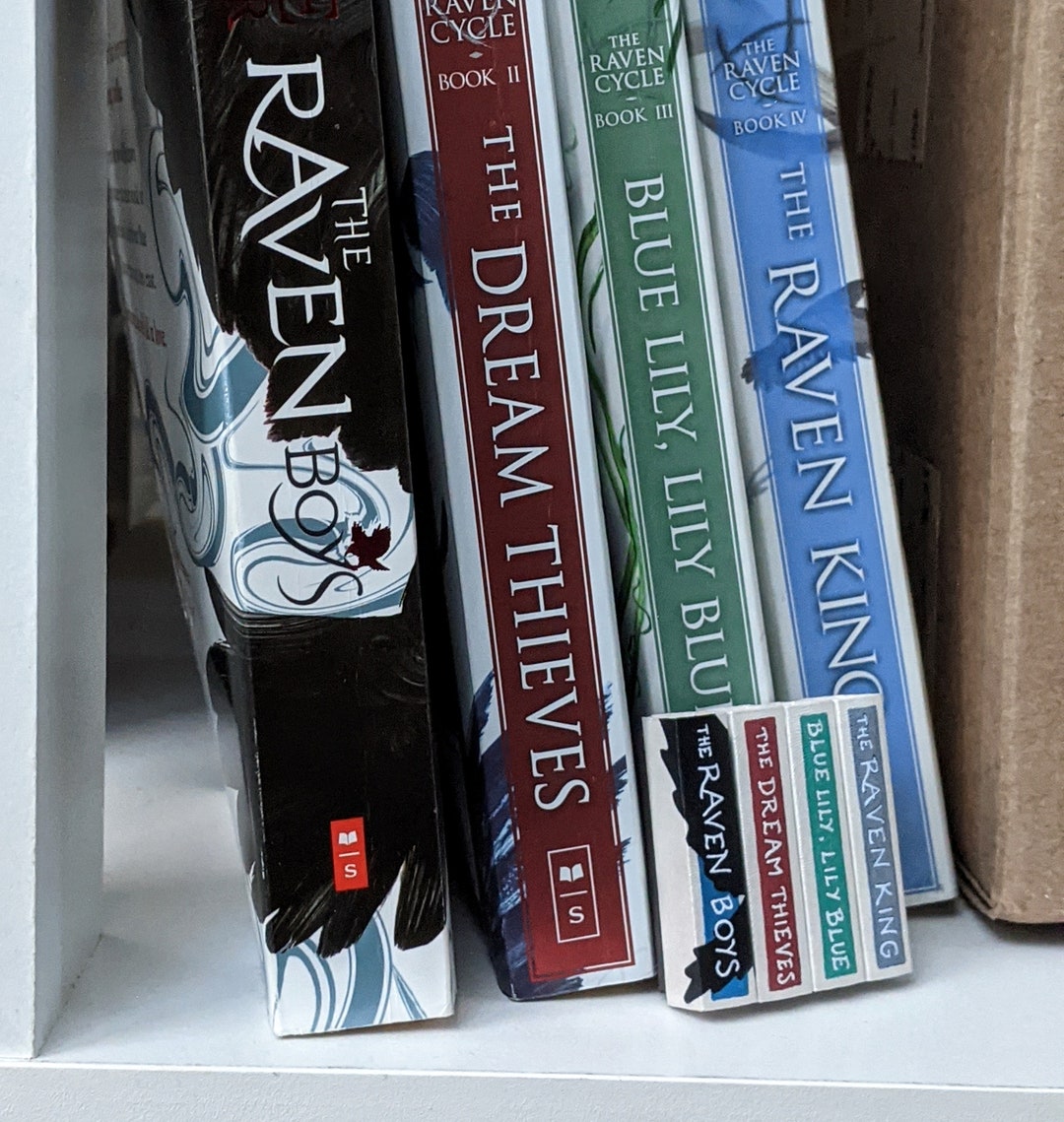 The Raven Cycle Book Spines Magnet, the Raven Boys, Maggie Stiefvater ...