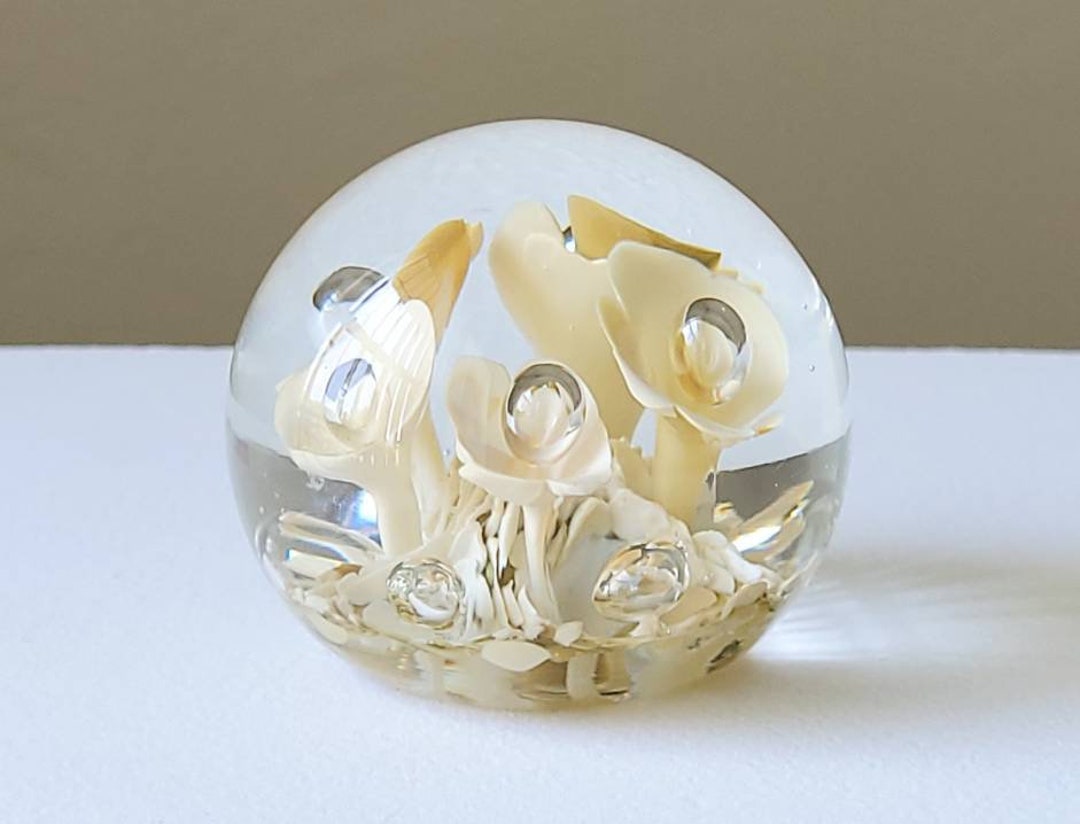 1978 Botanical Fungi Vintage Art Glass Paperweight, Signed Maude and ...