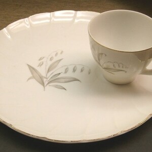 Reduced Price: Kaysons Fine China "golden Rhapsody" Unique Snack & Tea ...