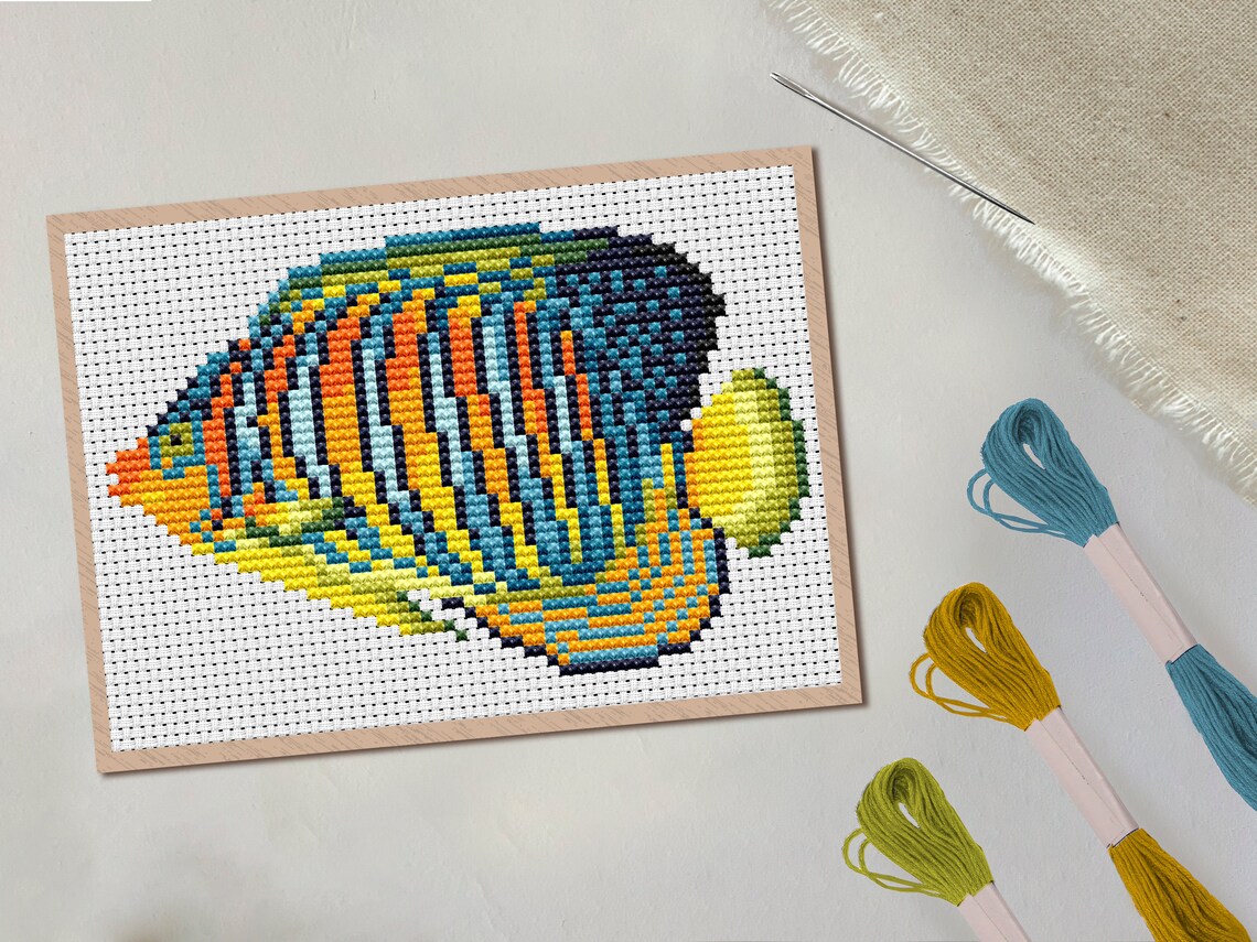 Royal Angelfish Cross Stitch Pattern, Toy Aquarium Fish Embroidery ...