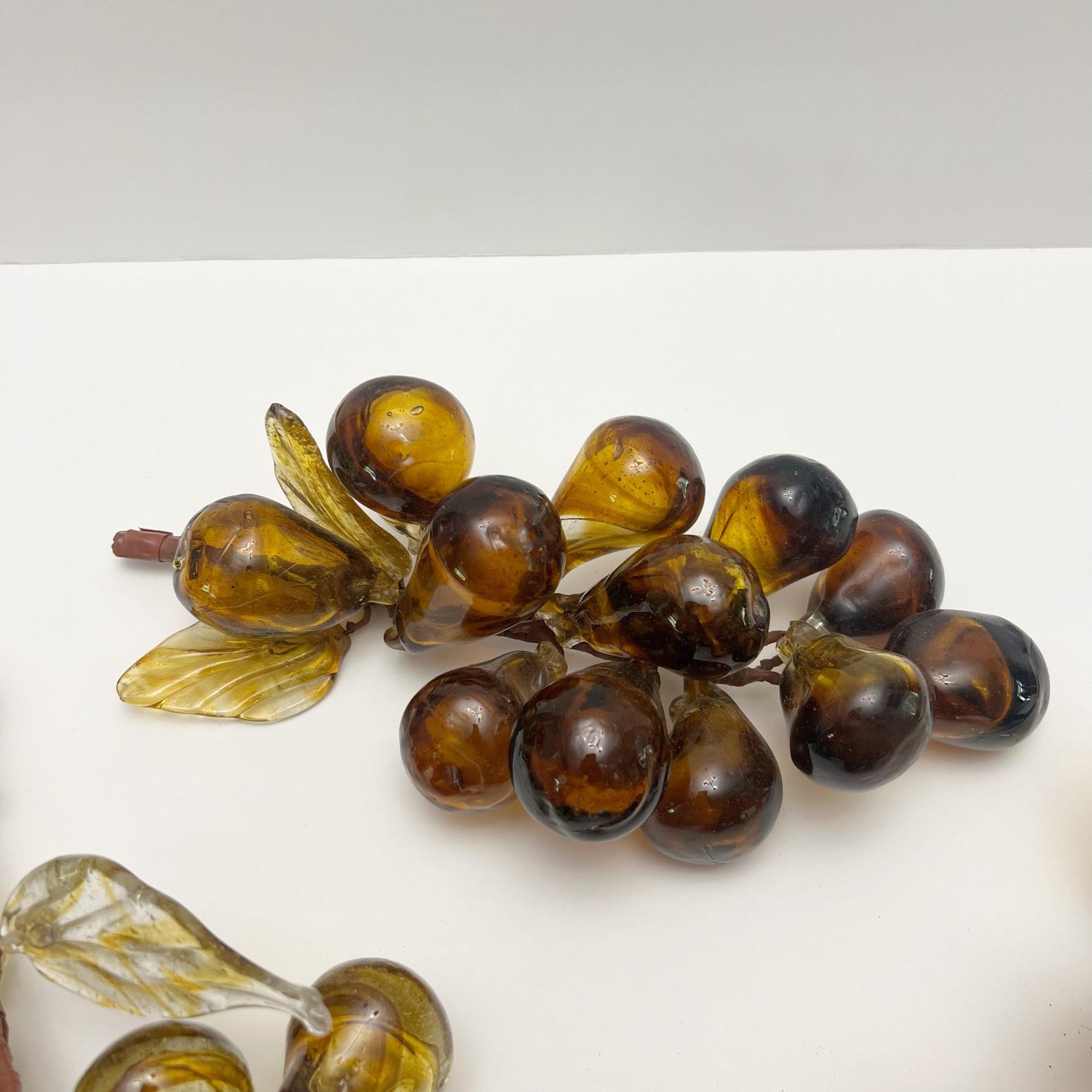 Vintage Set of 3 Hand Blown Art Glass Grapes Cluster Vine Leaves Amber ...
