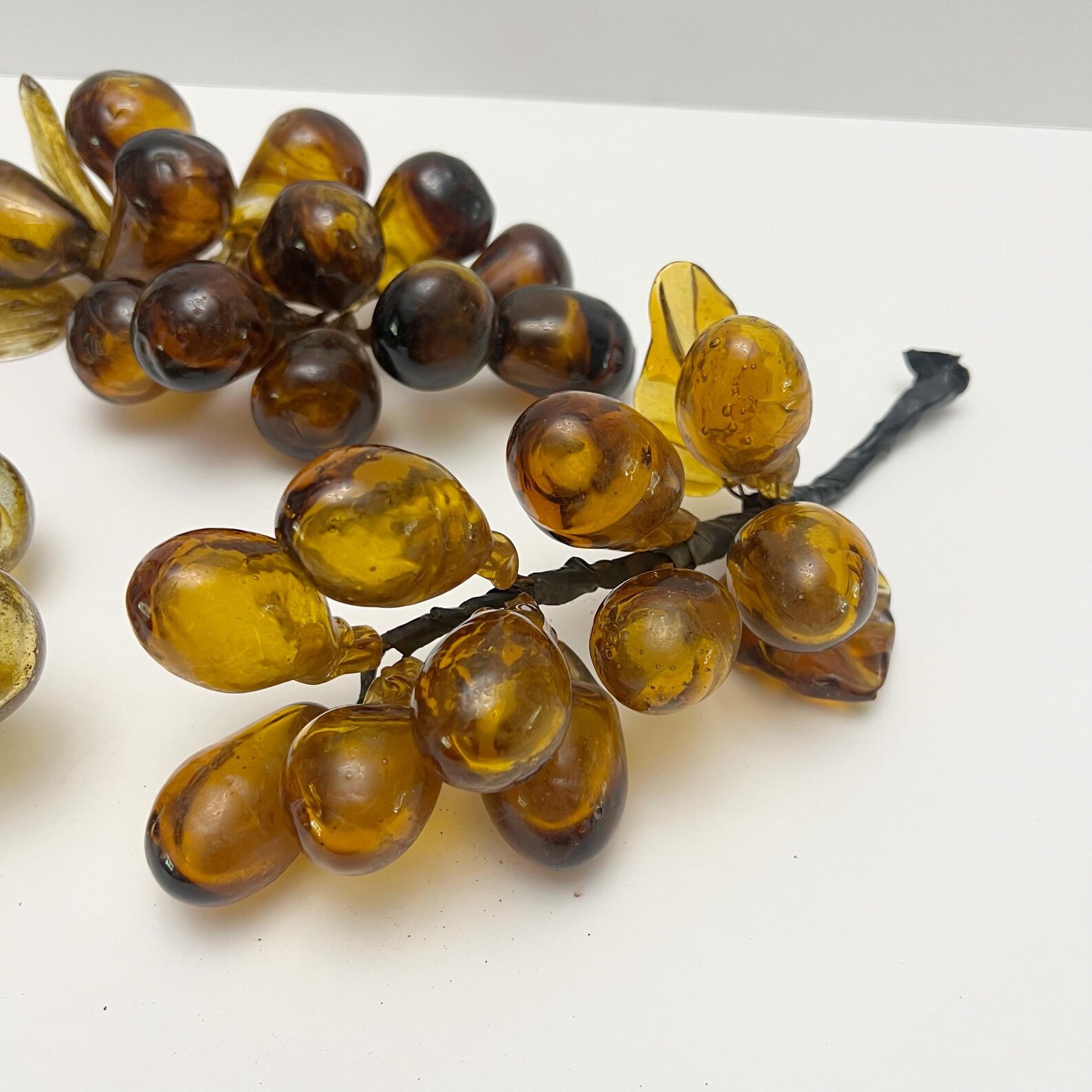 Vintage Set of 3 Hand Blown Art Glass Grapes Cluster Vine Leaves Amber ...