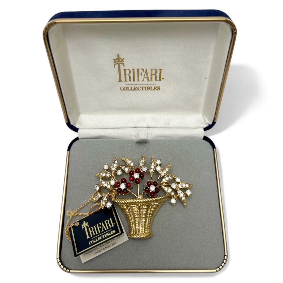 Vintage Trifari Red Cabochon Clear Rhinestone Flower Basket Pin Brooch ...