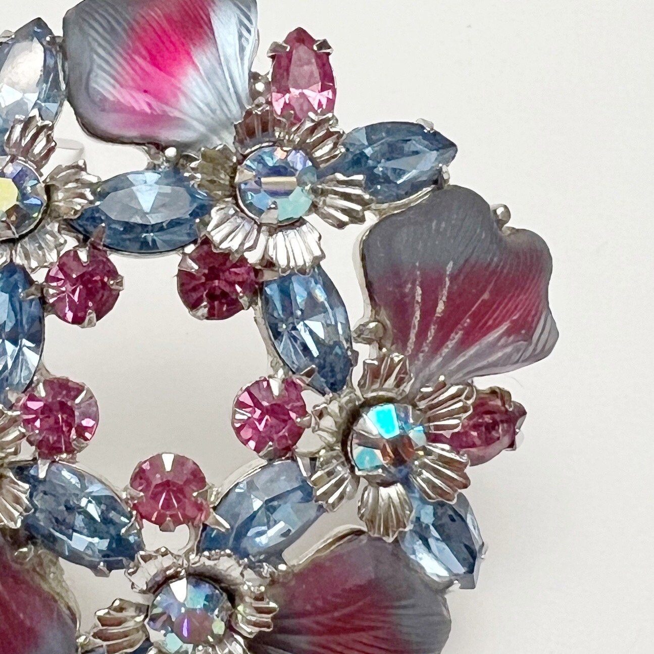 Vintage Kramer Pink Blue AB Rhinestone Glass Leaf Floral Wreathe Round ...