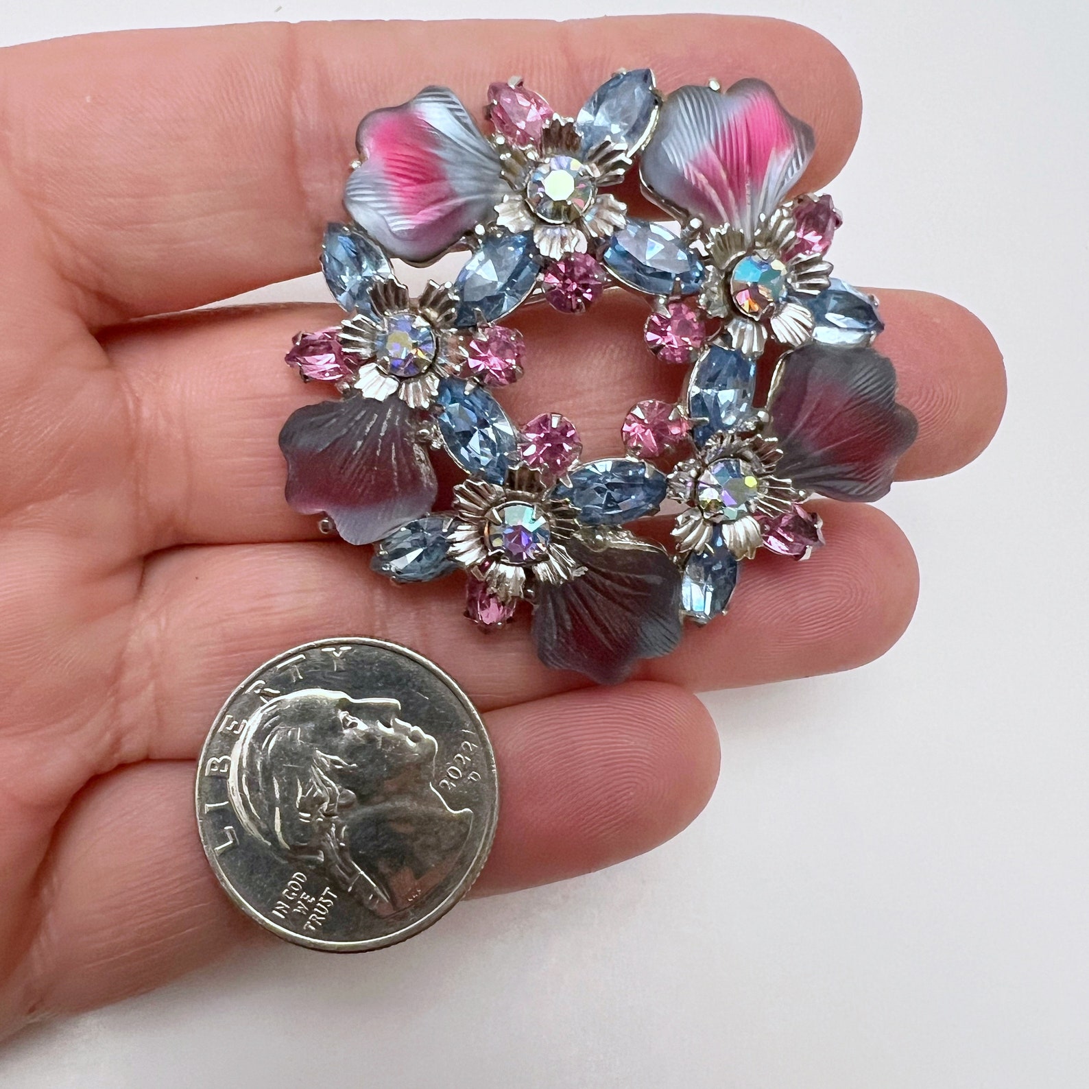 Vintage Kramer Pink Blue AB Rhinestone Glass Leaf Floral Wreathe Round ...
