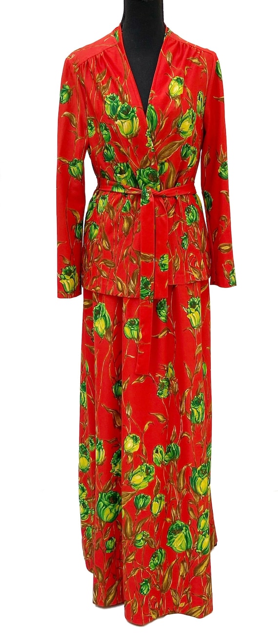 Vintage 1970s Edith Flagg Bold Red Floral Deep V Neck… - Gem
