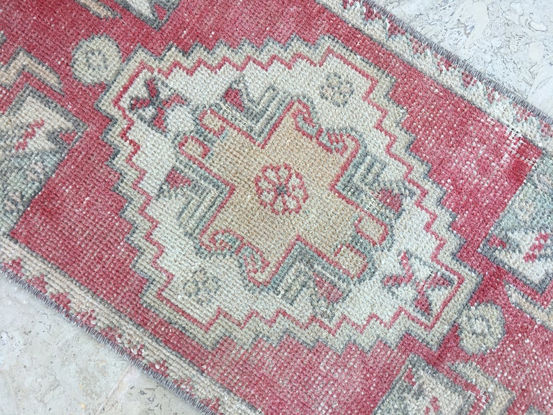 Small Turkish Rugvintage Small Rug Runneroushak Small - Etsy