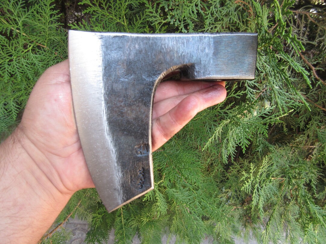 Handmade Forged Steel Viking Bearded Axe Head: Bushcraft Throwing ...