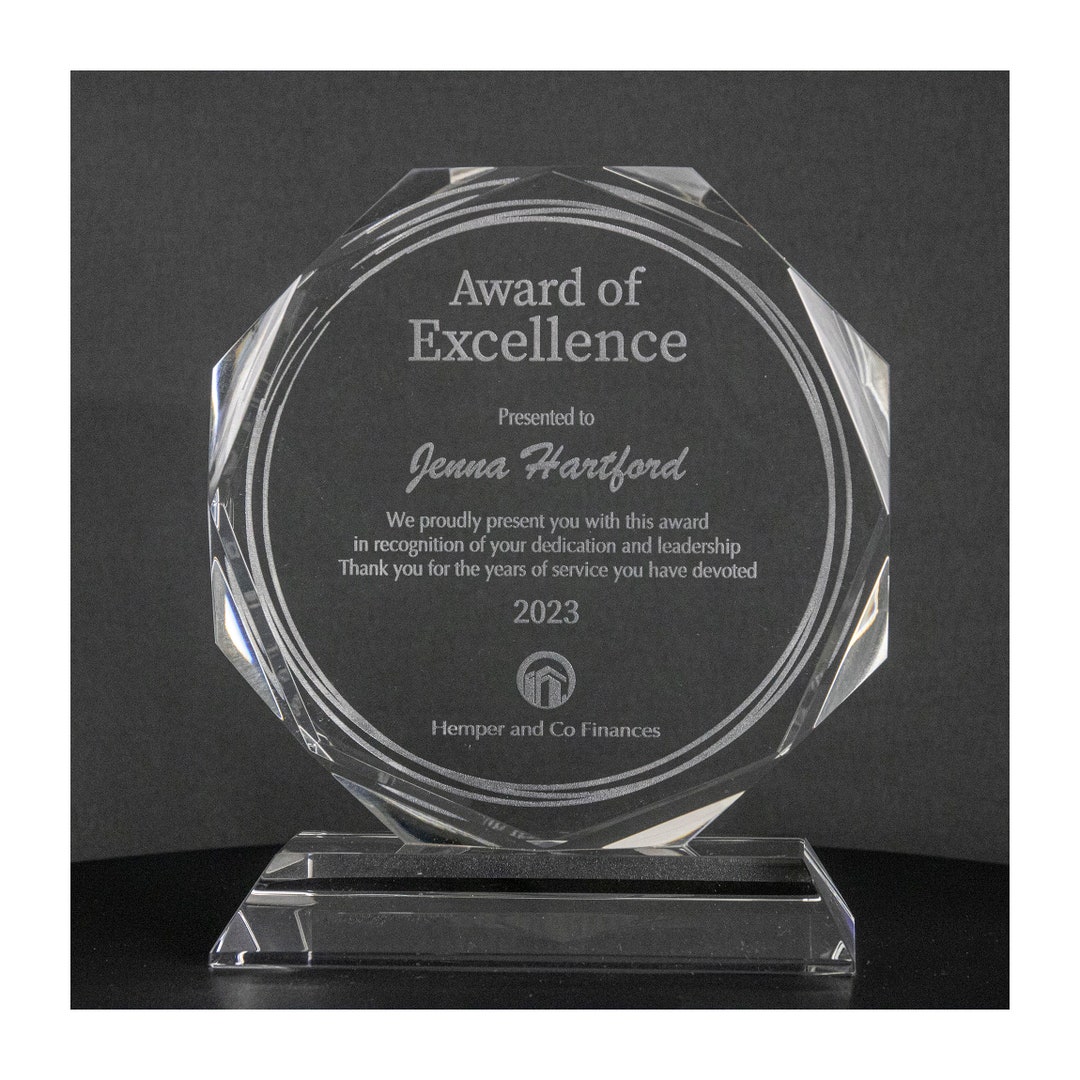 Ravanox Personalized Clear Crystal Octagon Award, Custom Engraved Glass Award for Employee ...