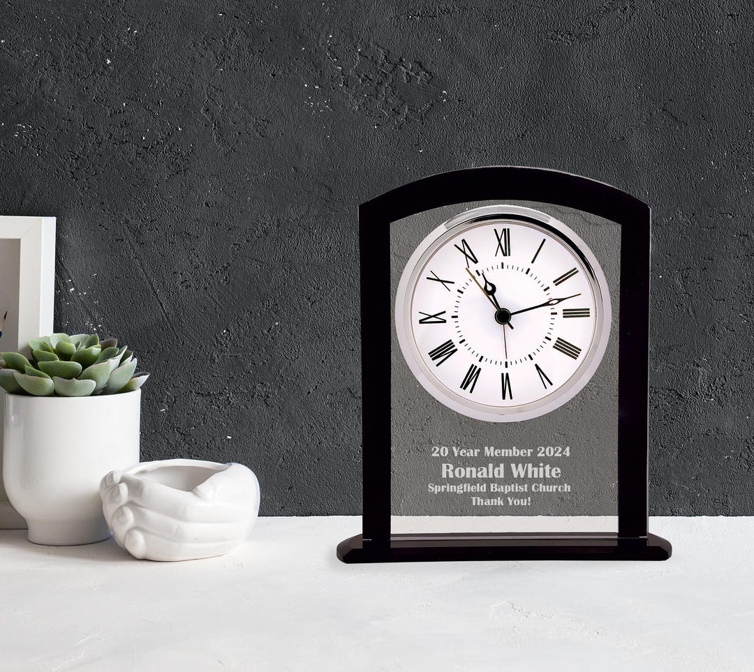 Ravanox Personalized 6 1/4" Black & Clear Square Arch Glass Clock Award ...