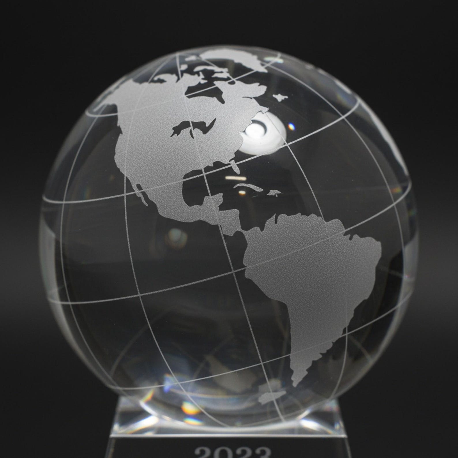Ravanox Personalized 5 1/2" Crystal Globe Award, Custom Engraved Glass ...