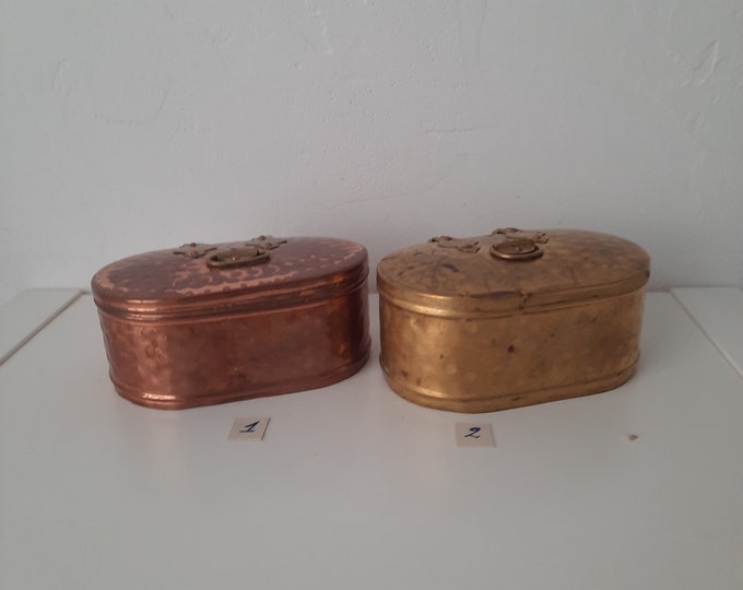 ONE Vintage Hammered Copper Jewelry Box With Hinged Lid / Brass Copper ...