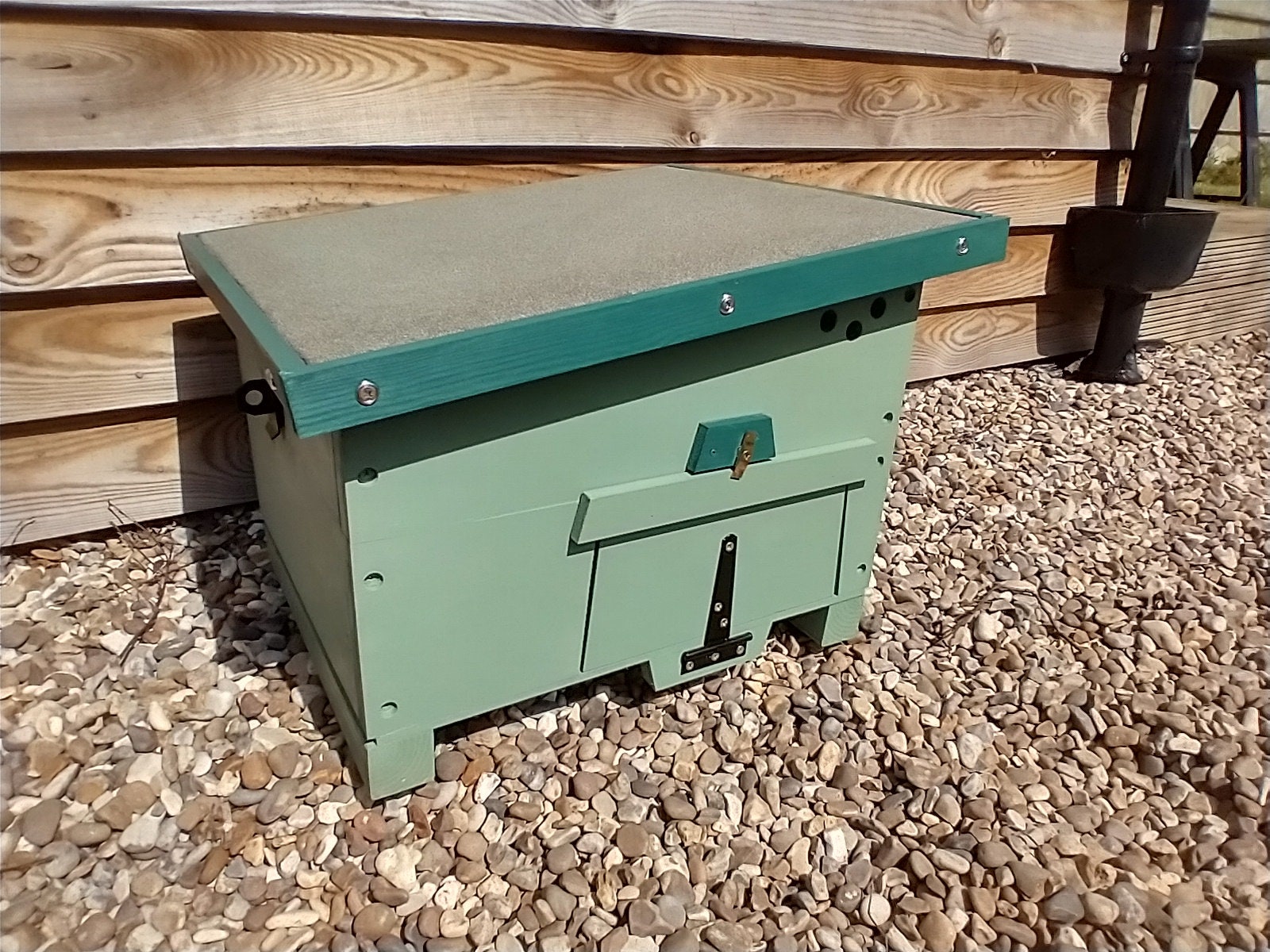 Tortoise House/lodge - Etsy UK