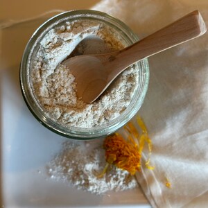 COCONUT MILK BATH / Calendula / Calming Colloidal Oatmeal/ Sensitive ...