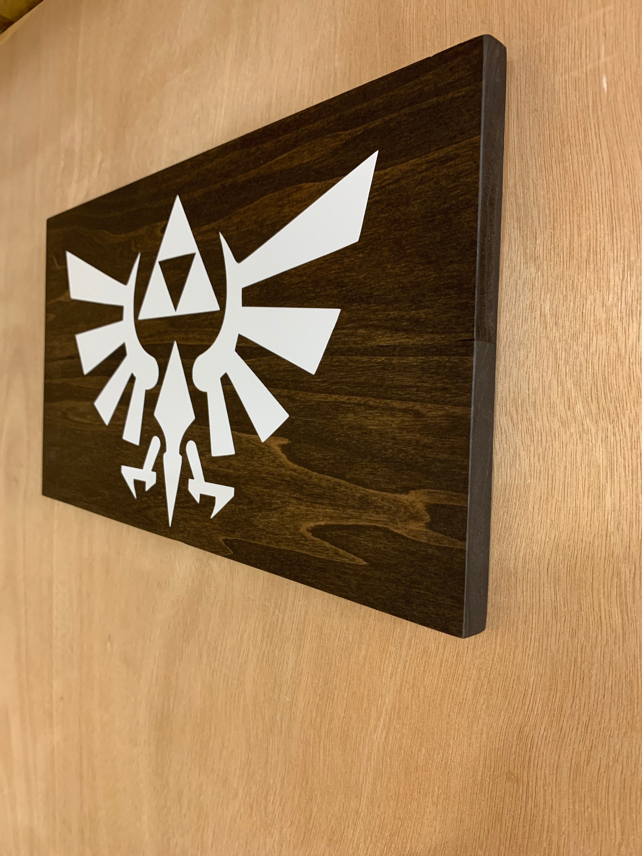 Legend of Zelda Triforce Sign/ Hyrule Crest/ Man Cave Decor/ - Etsy