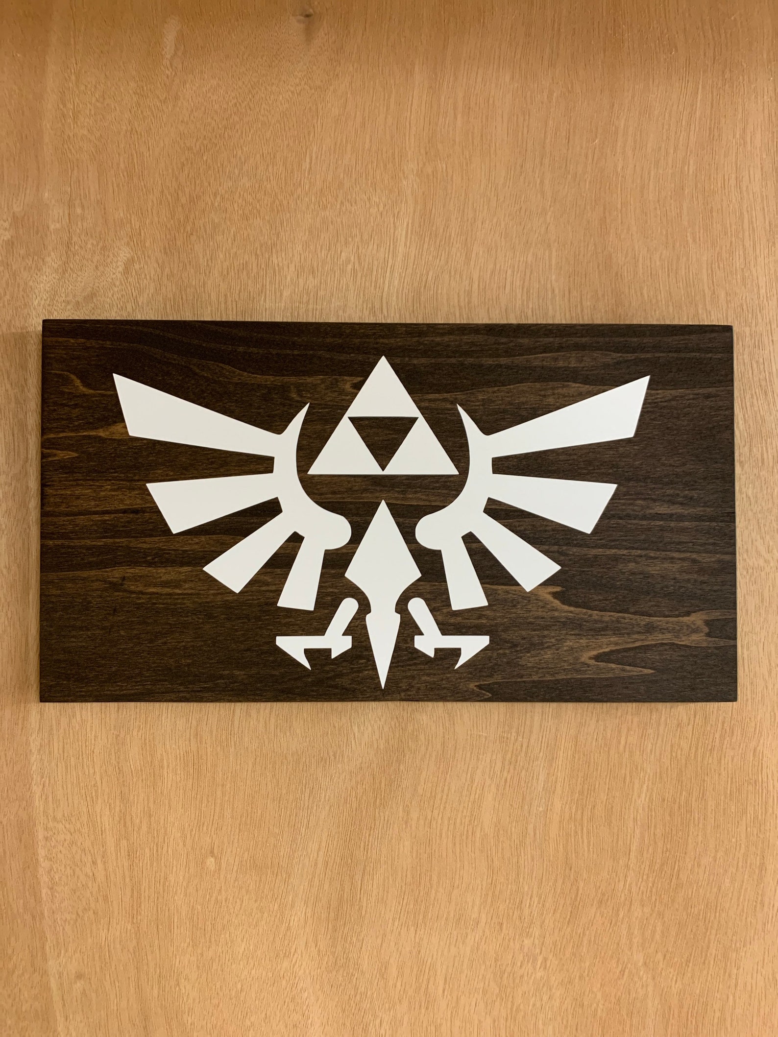 Legend of Zelda Triforce Sign/ Hyrule Crest/ Man Cave Decor/ - Etsy
