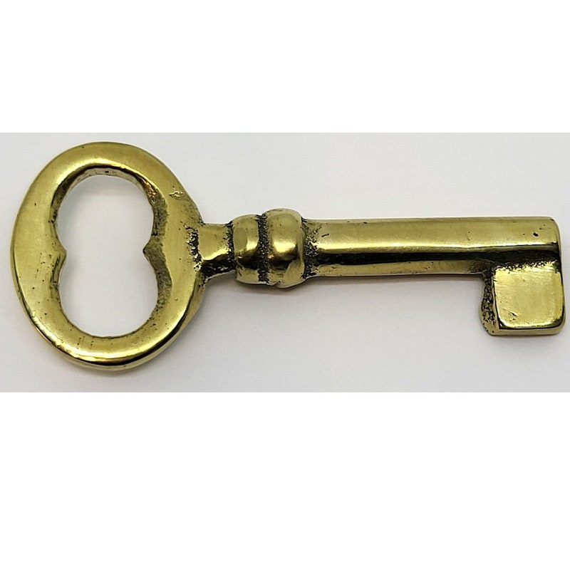 Small Vintage Key - Etsy
