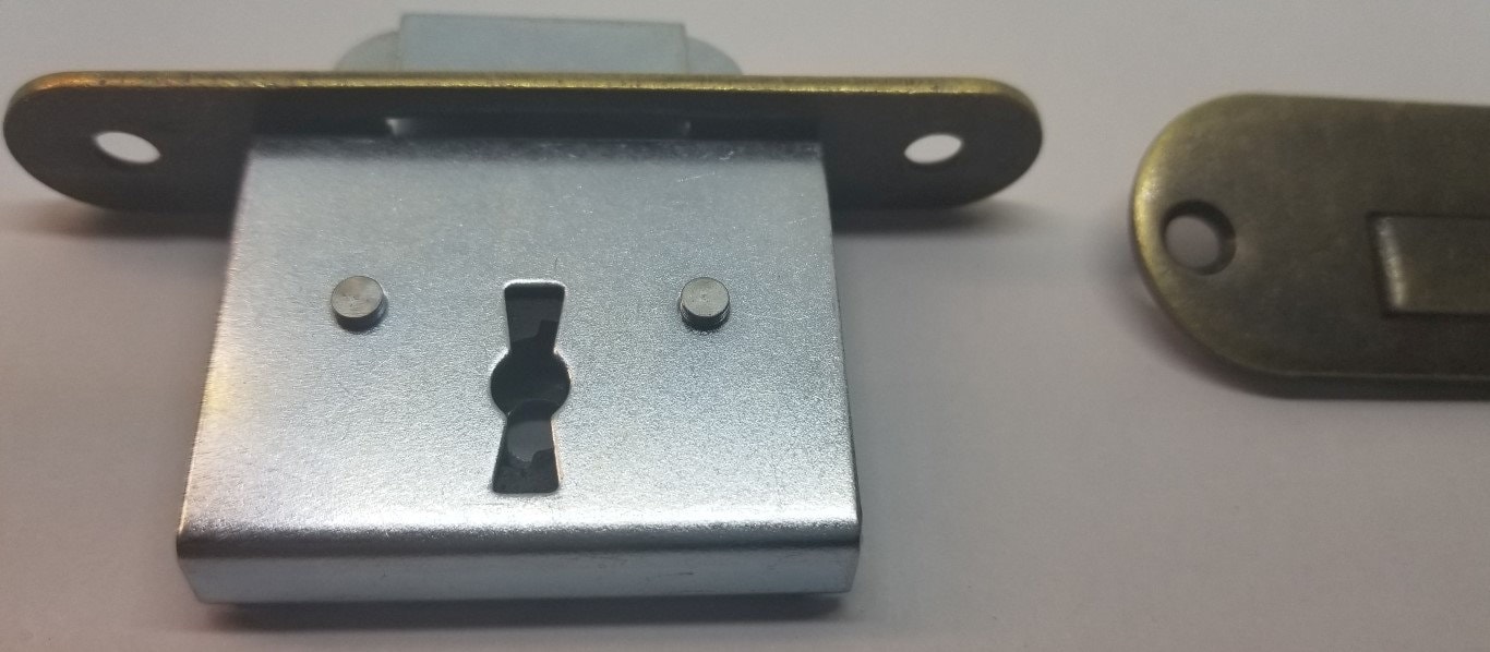 ANTIQUE BRASS Roll Top Desk Lock Set Rounded Oval Catch 2 Keys Vintage ...