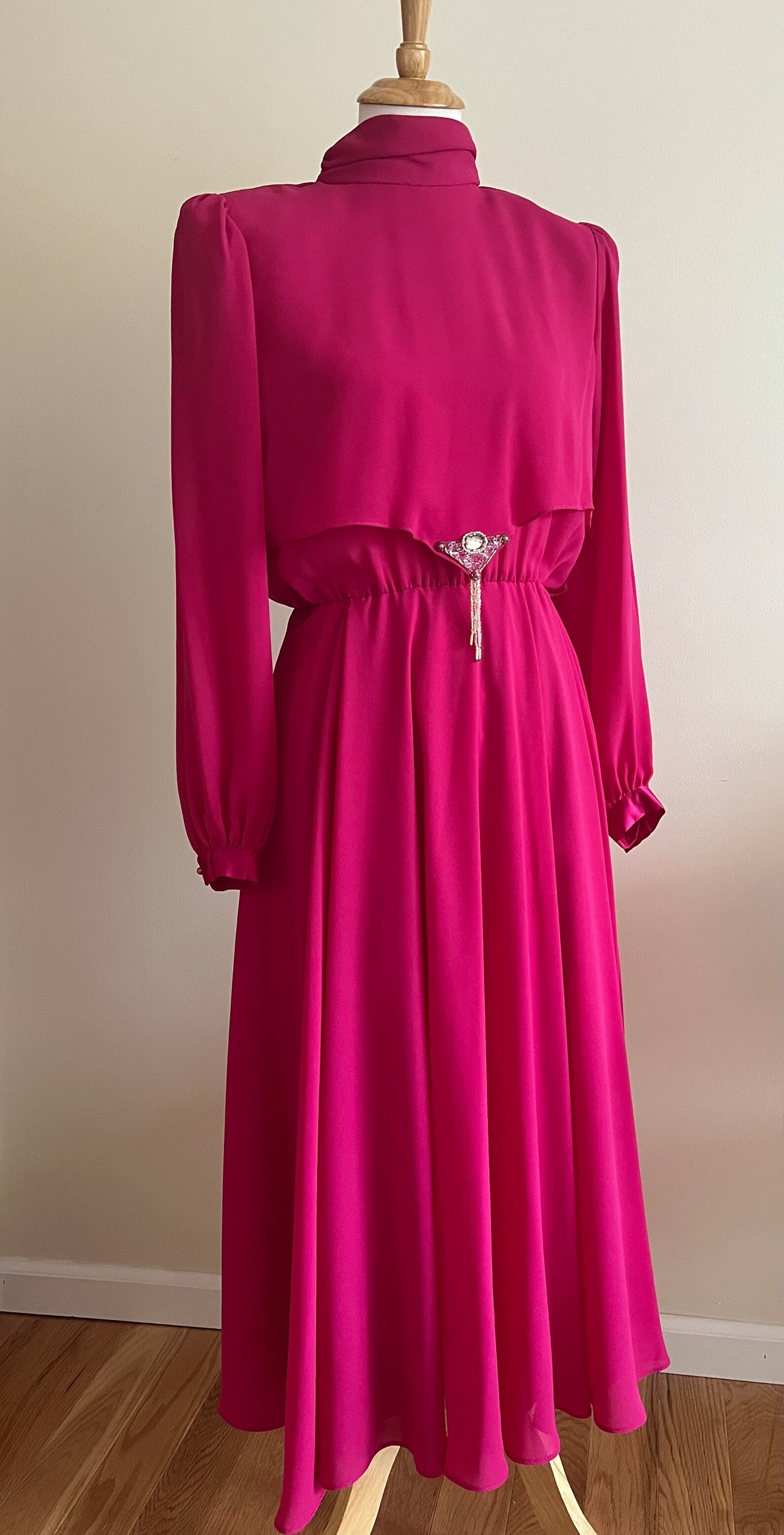 Vintage 1980s Hot Pink URSULA of Switzerland Long-sleeve Chiffon Midi ...