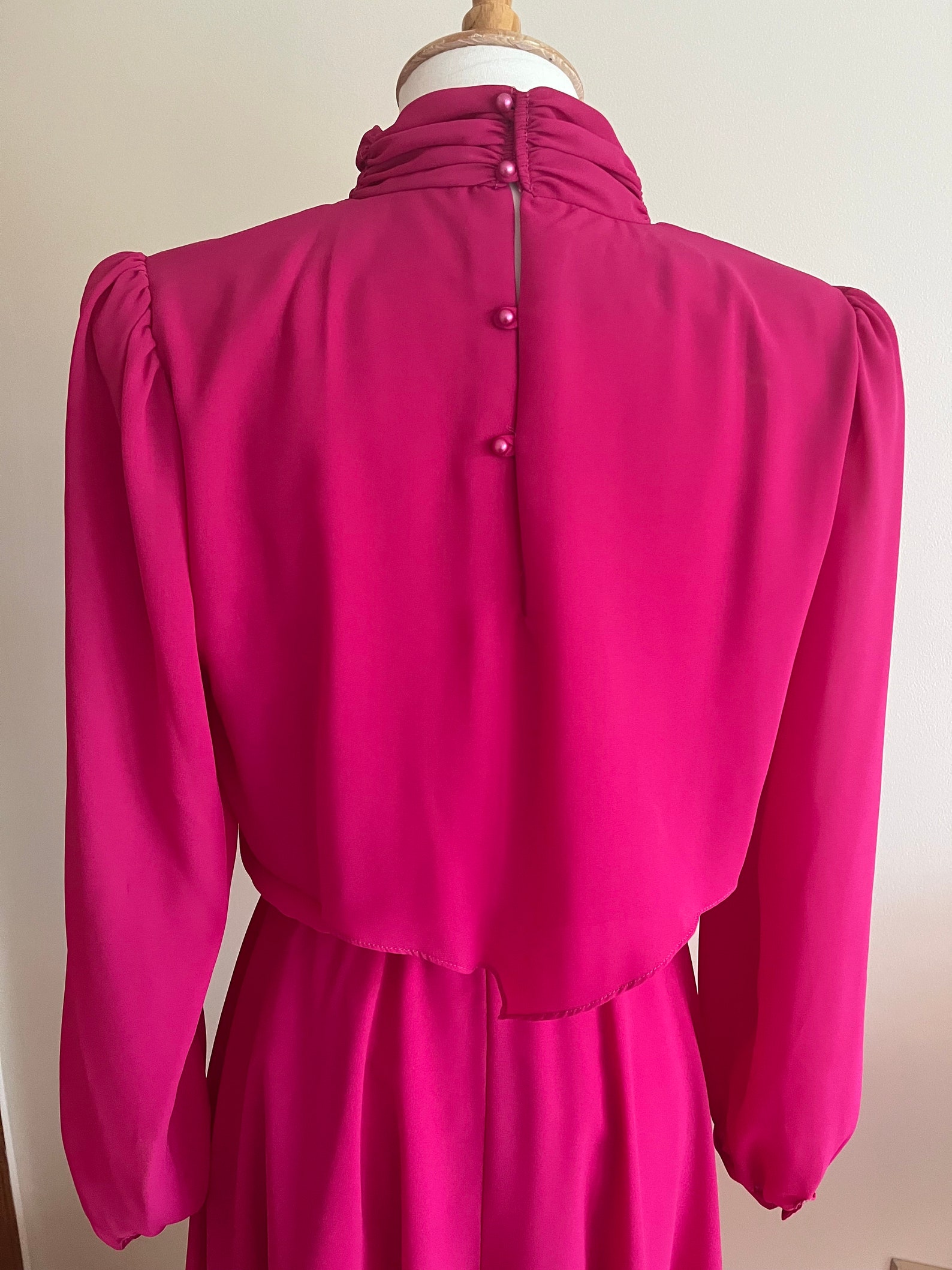 Vintage 1980s Hot Pink URSULA of Switzerland Long-sleeve Chiffon Midi ...