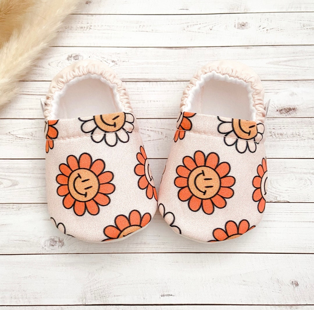 RETRO SMILEY FACE Flower Baby Booties Slippers Crib Shoes - Etsy