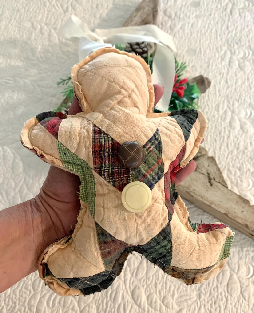 Vintage Quilt Gingerbread Man Peg Rail Hanger Vintage Rustic Primitive ...