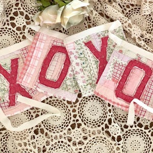 Vintage Quilt Banner XOXO hugs & Kisses Valentines Day Accent Decor ...