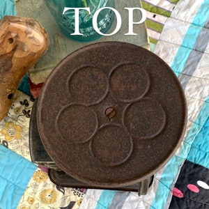 Vintage/antique Rusty Black Metal Scale 24 Pound Kitchen Household ...