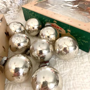 Vintage Christmas Vintage Shiny Brite Glass Christmas Ornaments ...