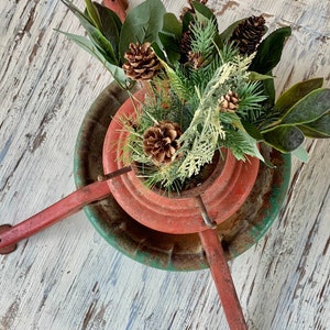 Vintage Red Green Rusty Metal Christmas Tree Stand Rustic Primitive ...