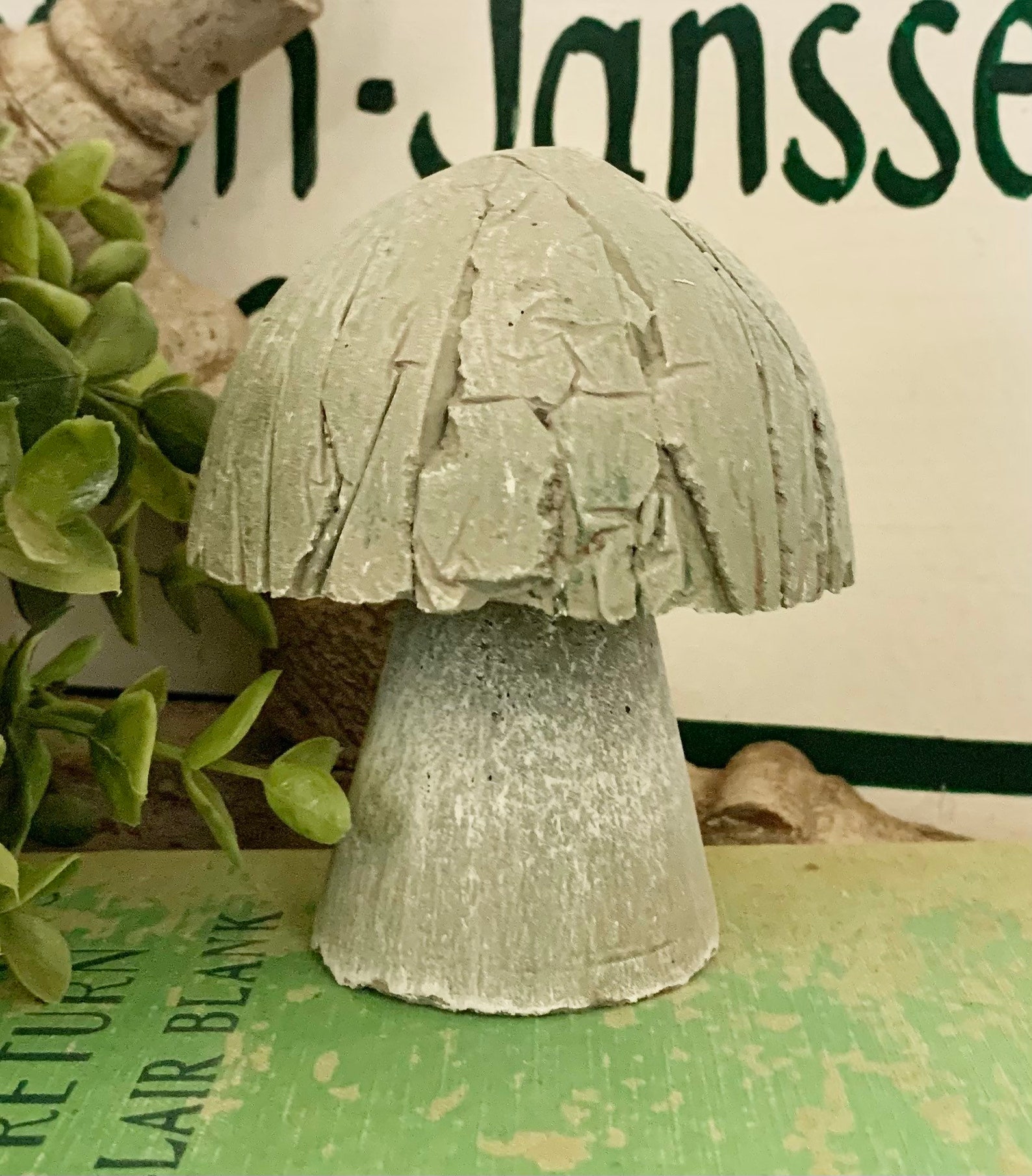 Concrete Mushroom Toadstool Cement Statue Indoor/outdoor - Etsy