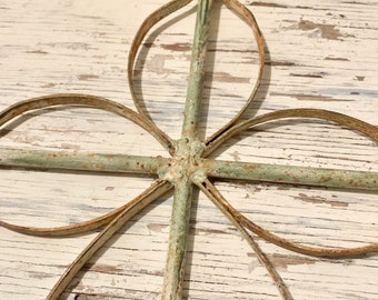 Large Chippy Rusty Metal Cross Full Charm and Character Home | Etsy