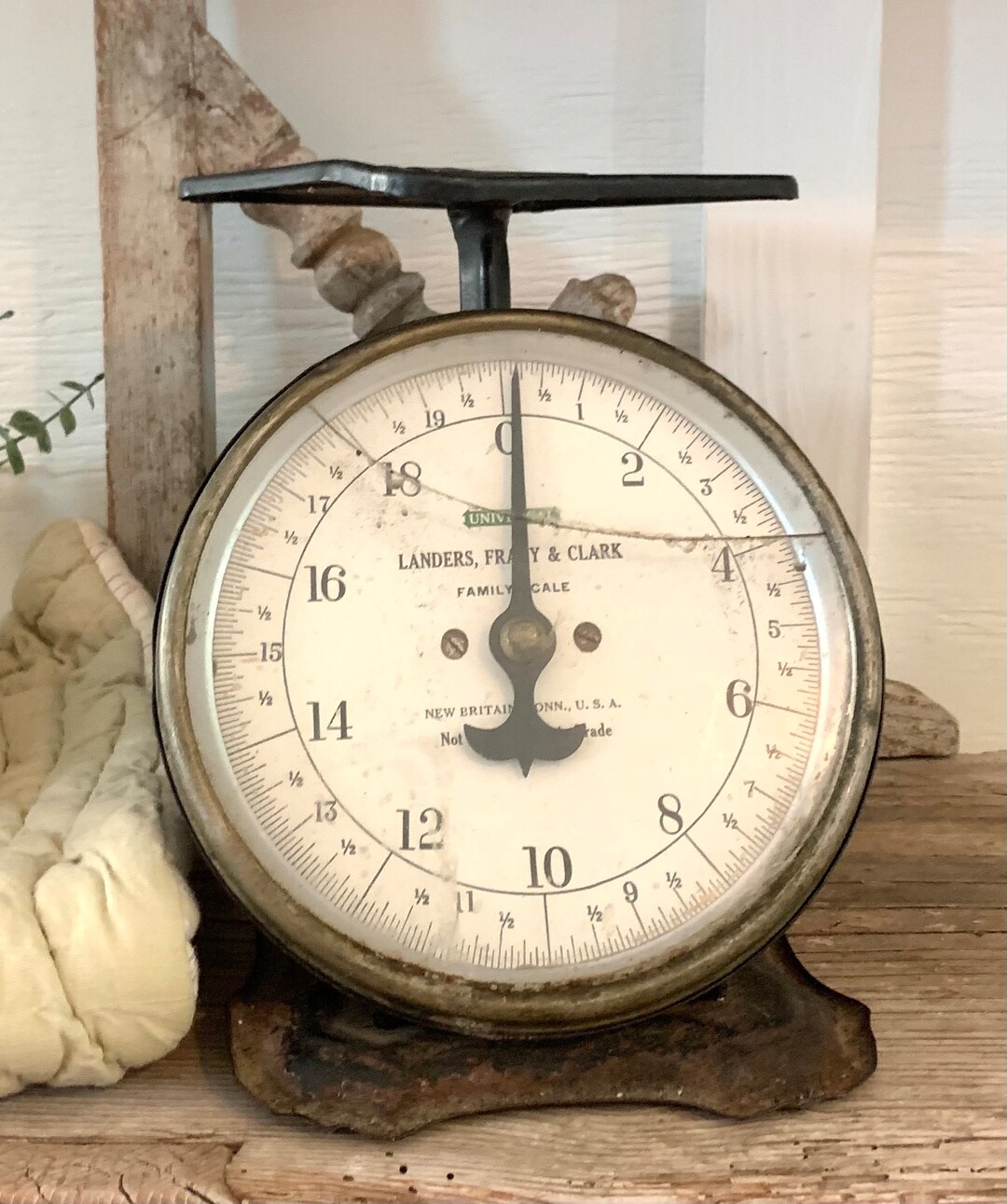 Vintage/antique Rusty Black Metal Scale 20 Pound Kitchen Household ...