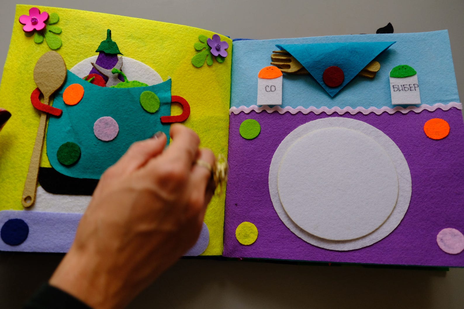 Quiet Book for Girls Felt Book Toddlers Book Felt Toy Gift for Children ...