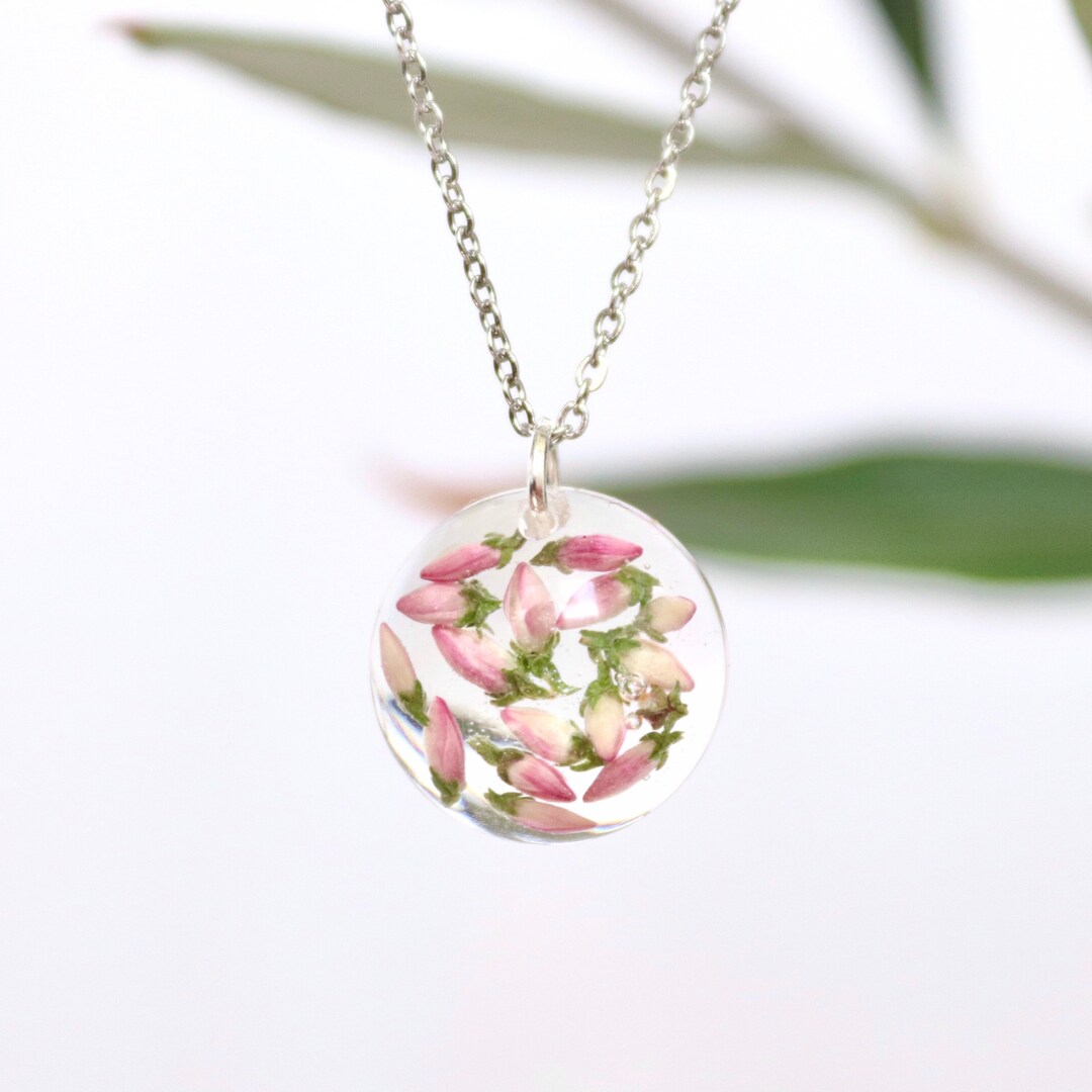 Flower Necklace: Round Pendant With Real Light Pink Heather in - Etsy