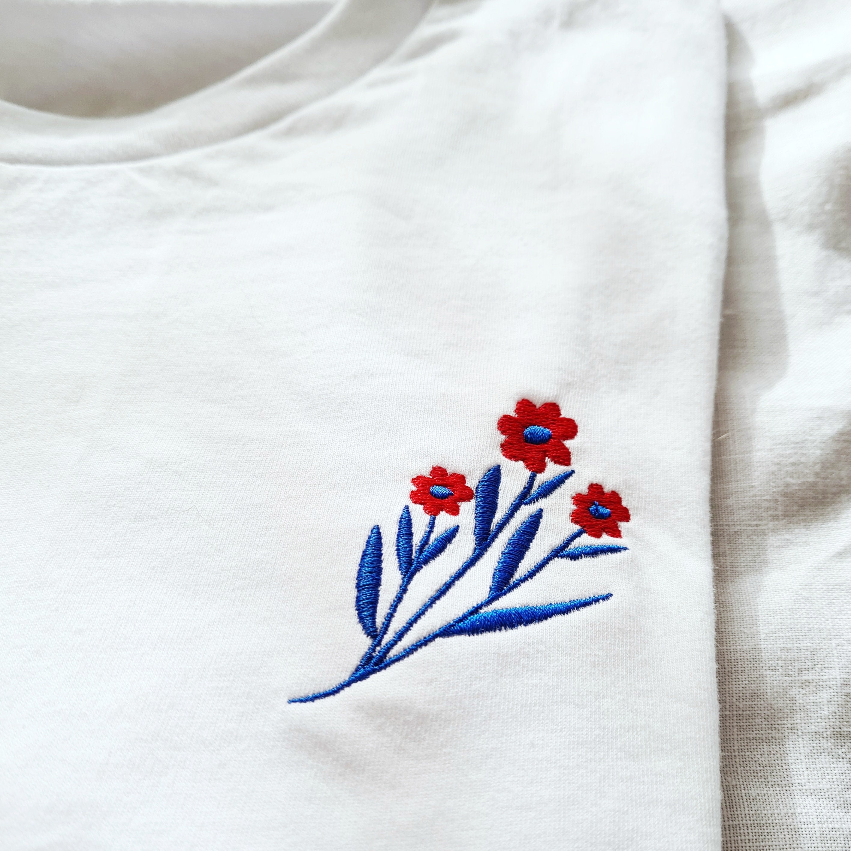 Embroidered Flower T-shirt Modern Embroidery T-shirt Floral - Etsy UK