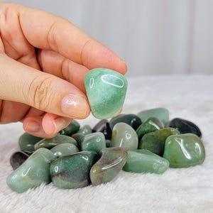 Forest Green Aventurine, Heart Chakra, Luck Charms, Chakra Balancing ...