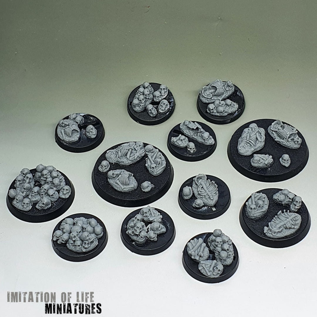 Skeleton Base Toppers: Base Detailing Kit for Fantasy Miniatures ...